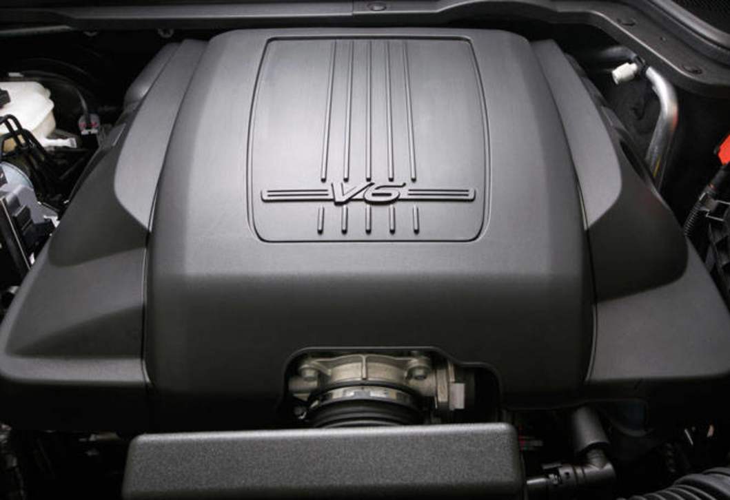 Holden Commodore 2009 review | CarsGuide