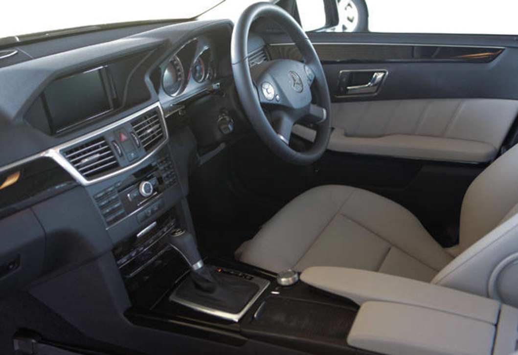 Mercedes-Benz E Series 2009 Review | CarsGuide