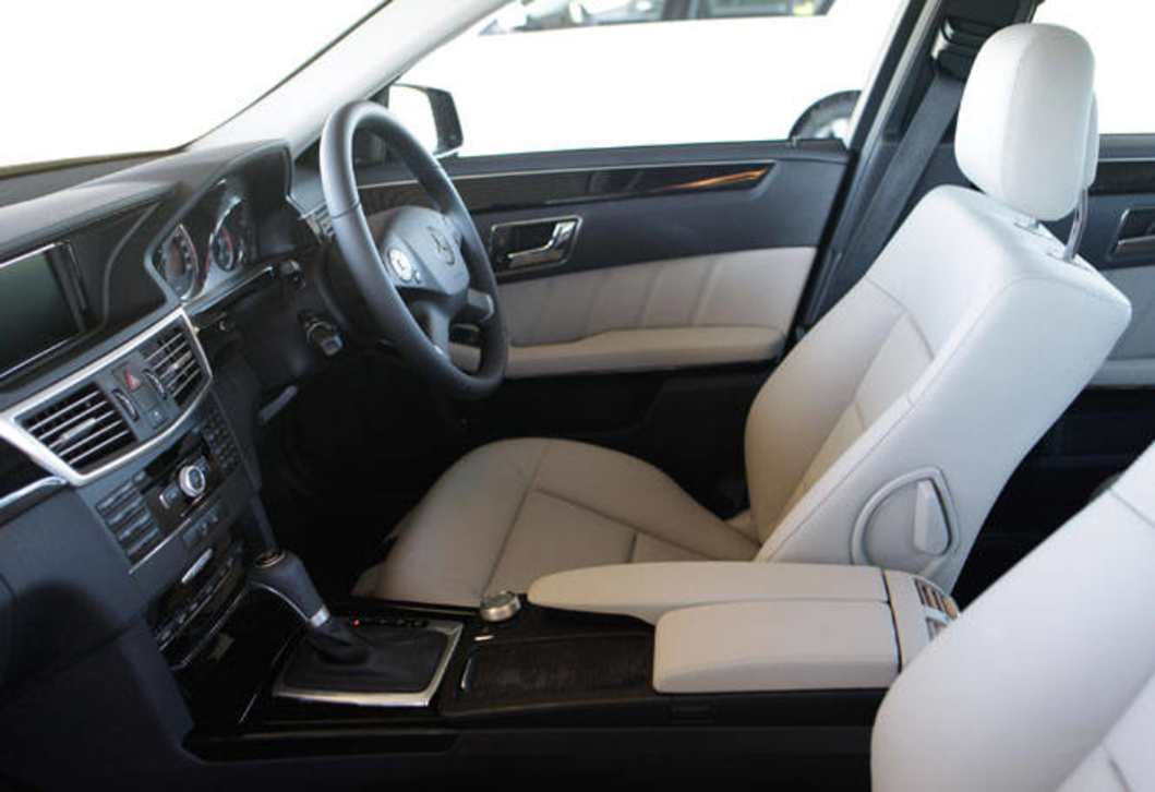 Mercedes-Benz E Series 2009 Review | CarsGuide