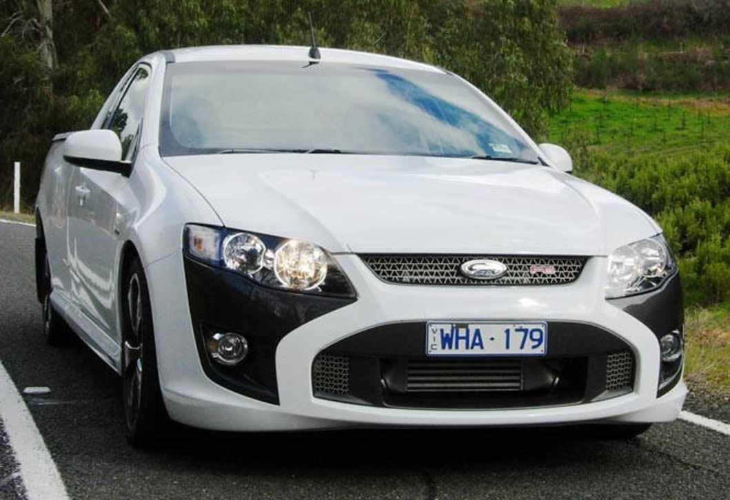 Ford FPV F6 2009 Review | CarsGuide