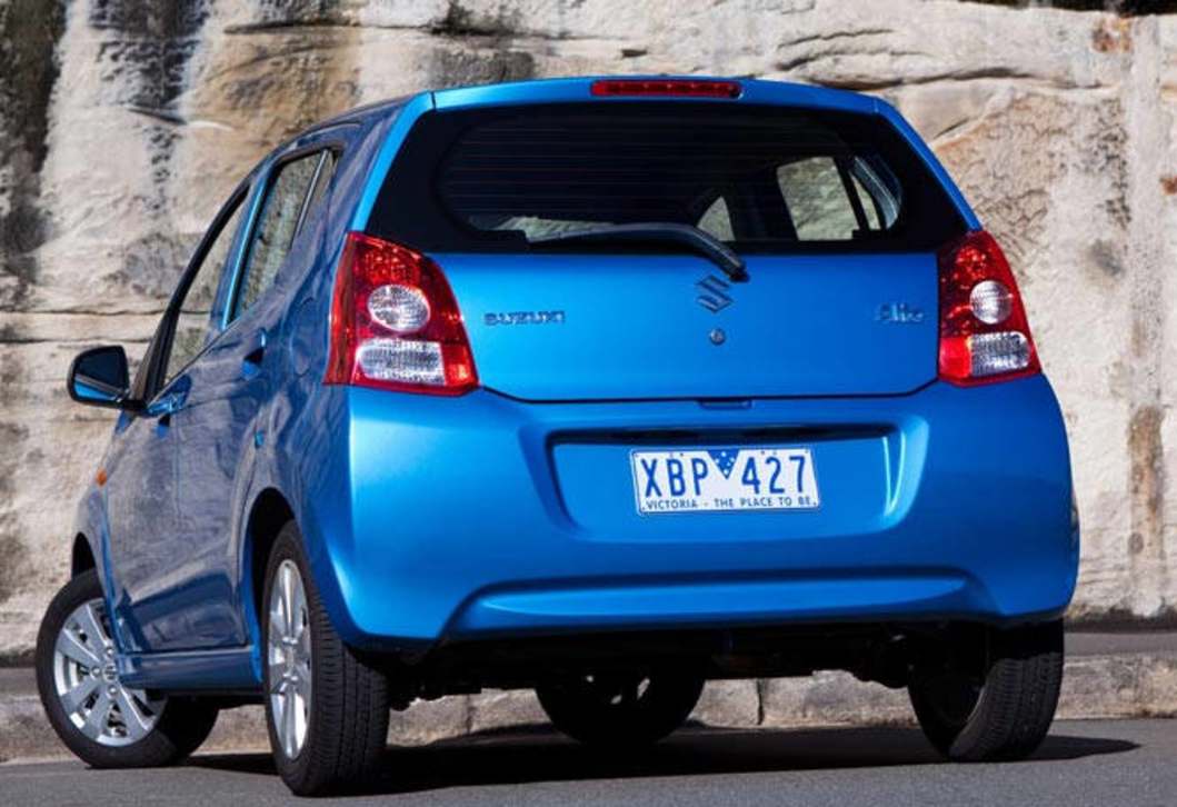 Suzuki Alto manual 2009 review | CarsGuide