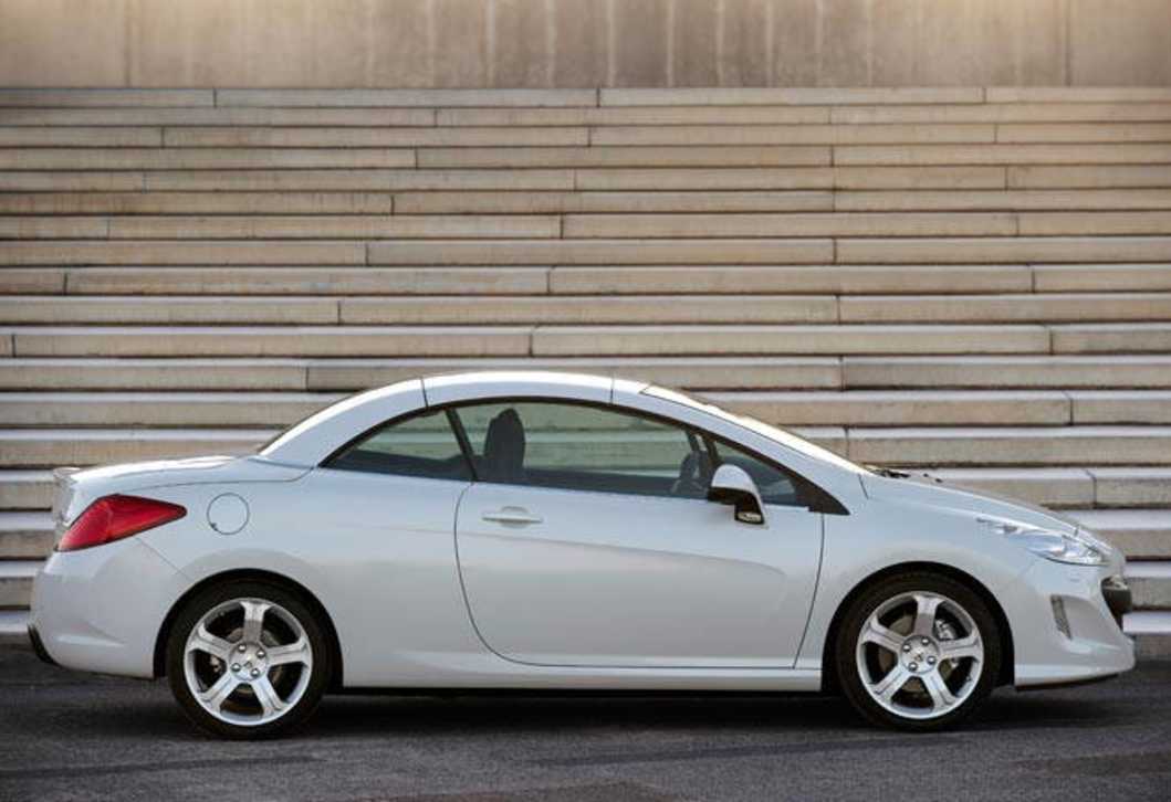 Peugeot 308 CC HDi 2010 review | CarsGuide