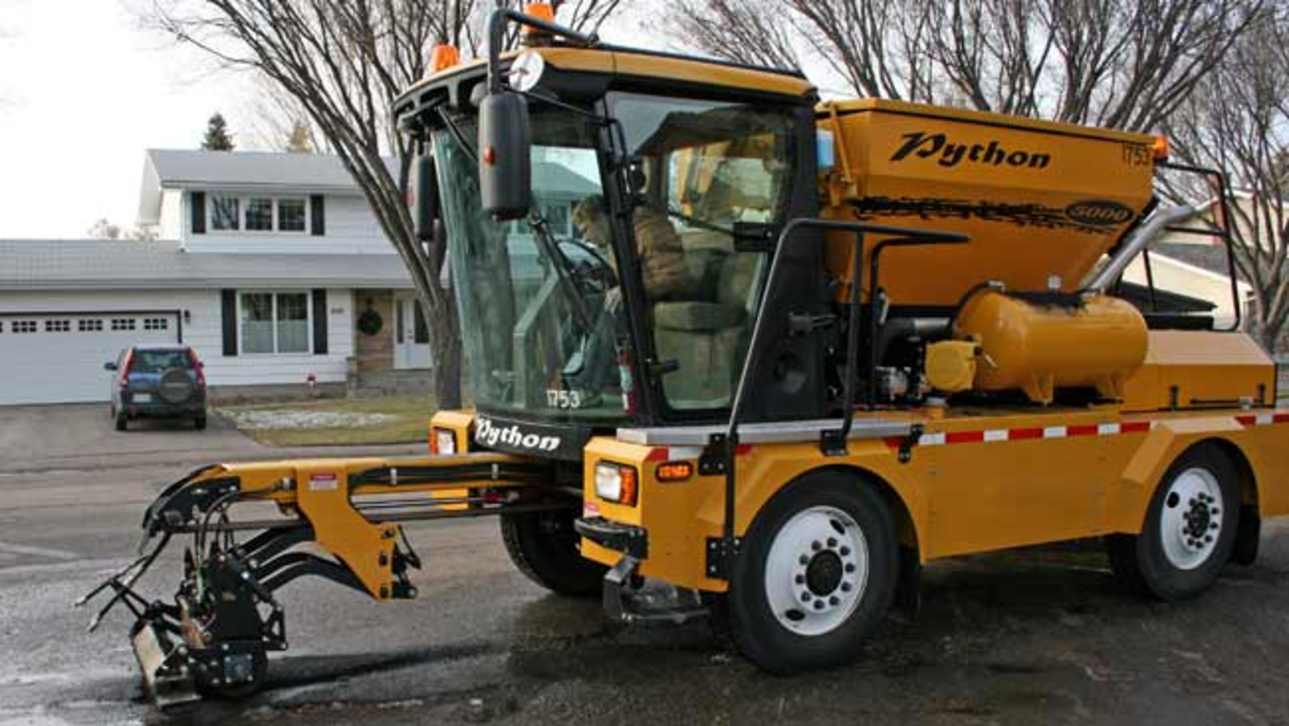 Python 5000 puts bite on potholes - Car News | CarsGuide