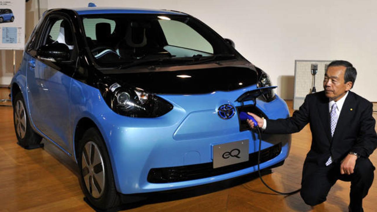 Toyota pushes hybrid path - Car News | CarsGuide