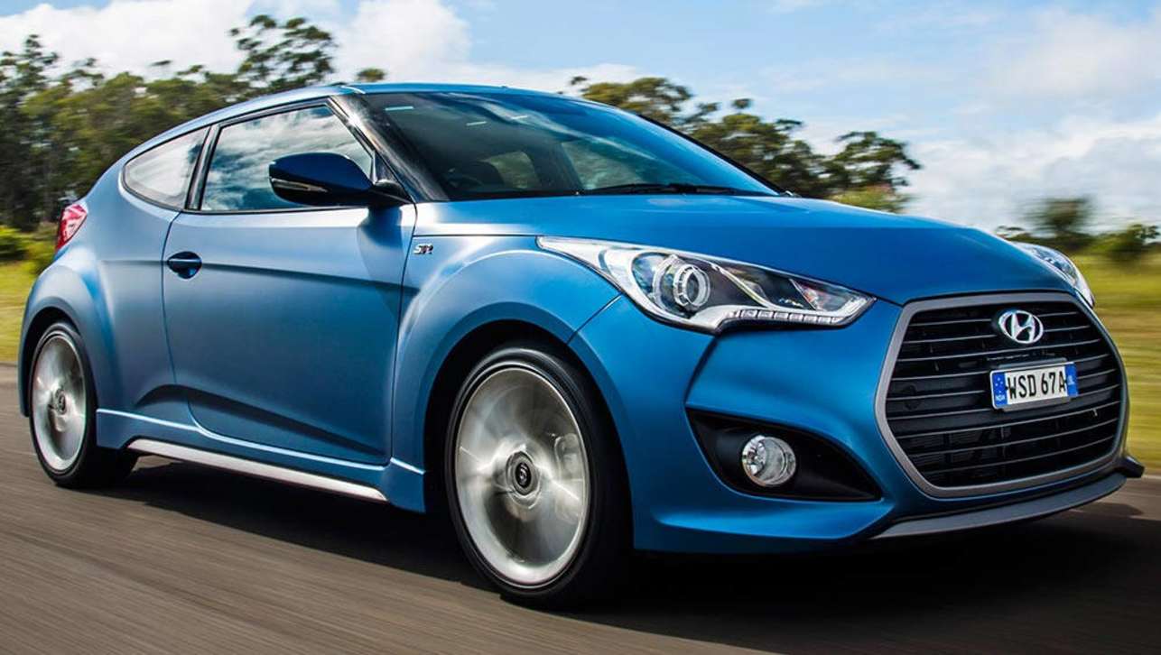 Hyundai Veloster SR + 2016 review | CarsGuide