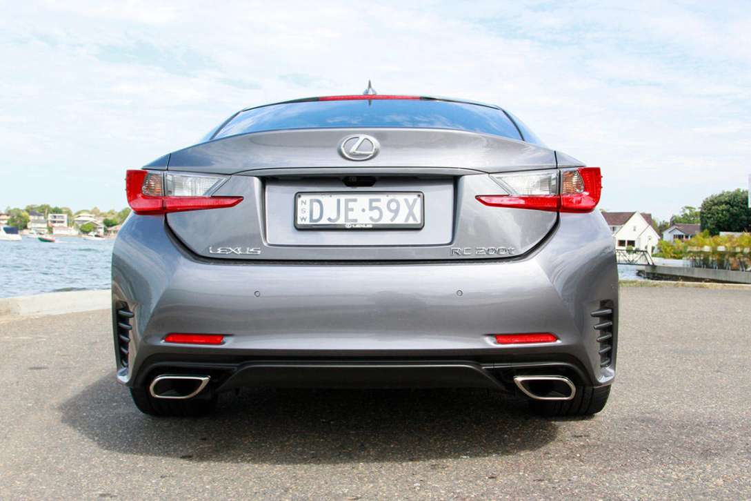 Lexus RC200t F Sport 2017 review | CarsGuide