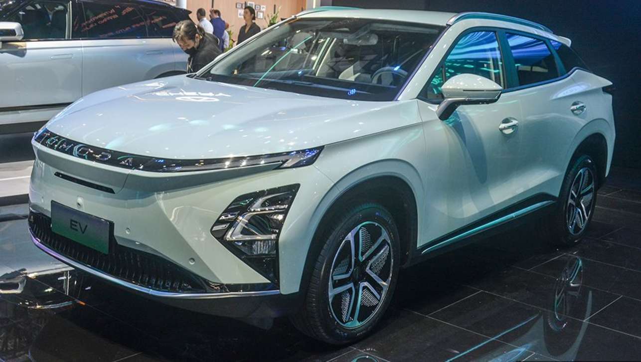 A challenge to the cheapest electric cars? 2024 Chery Omoda 5 EV shown ...