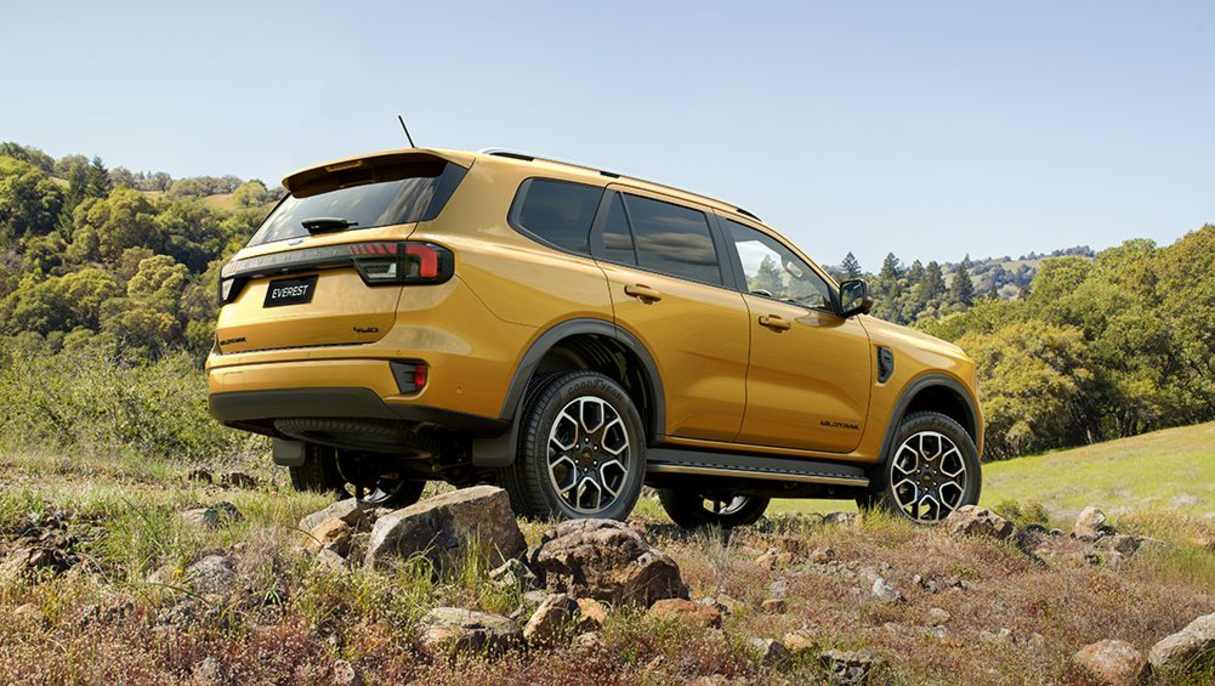 Wild style! 2023 Ford Everest Wildtrak toughens up against Mitsubishi ...
