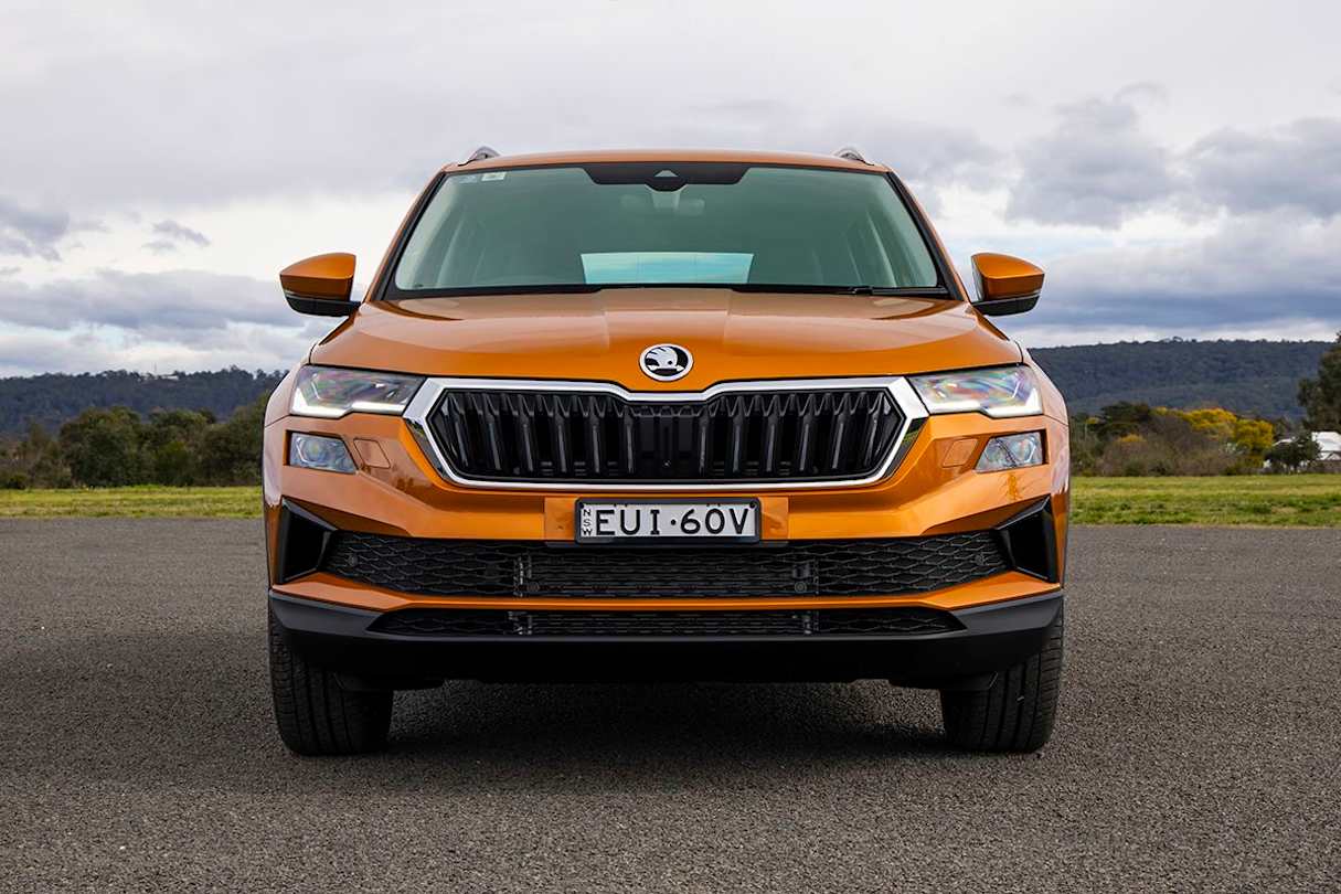 Skoda Karoq 2023 review - Refreshed mid-size SUV rival for CX-5, RAV4 ...