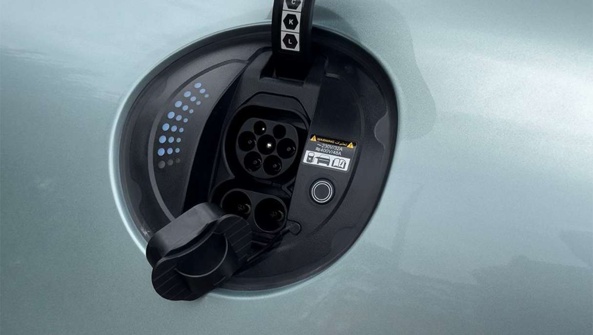 Petrol fix? Hyundai developing petrol range extender for a 900km ...