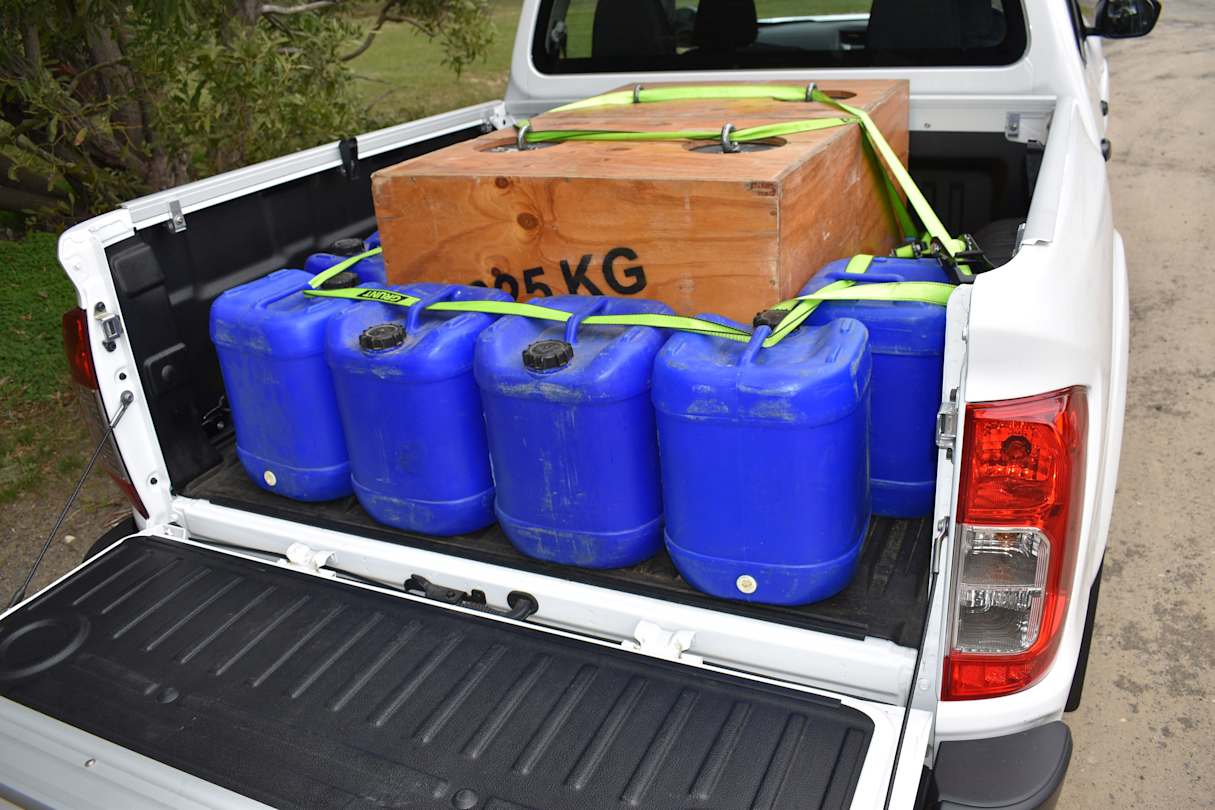 Nissan Navara 2025 review: SL - GVM test – Dual cab ute workhorse to ...