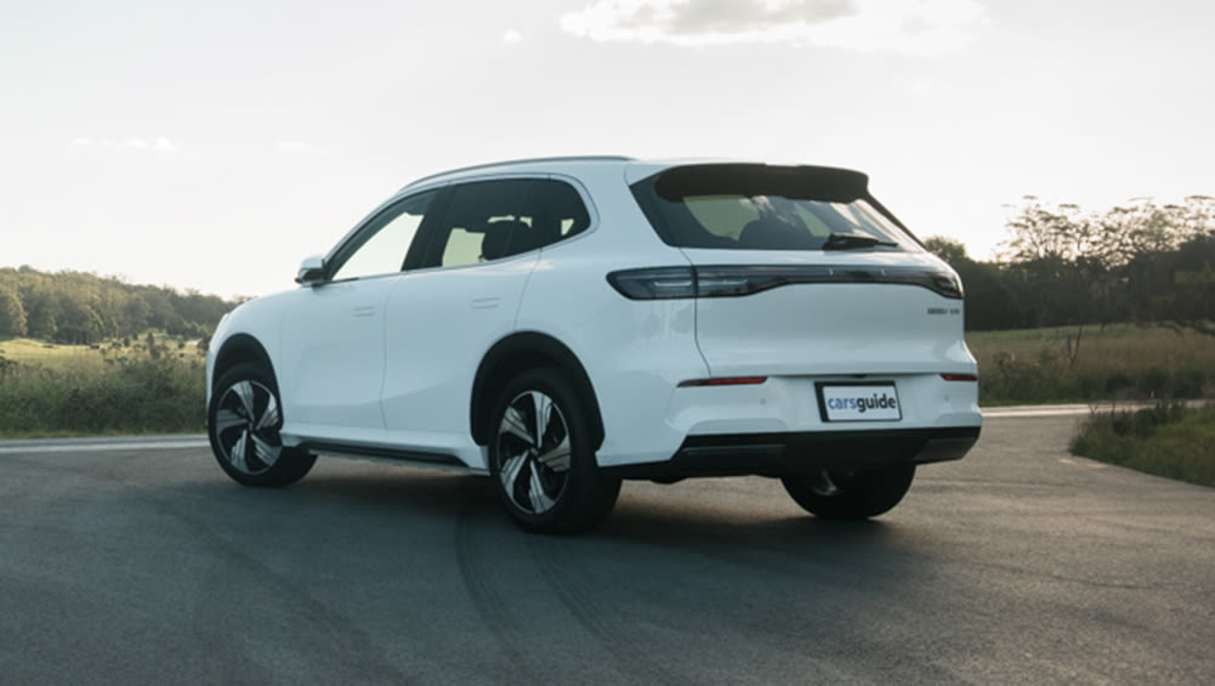 Apple CarPlay finally! 2026 Geely EX5 gets over-the-air update to add CarPlay but you’ll have to ...