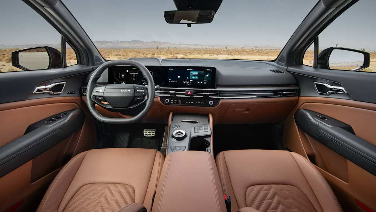 More plug-in hybrids for this popular brand? Kia open to new PHEVs, with Sportage and more a ...