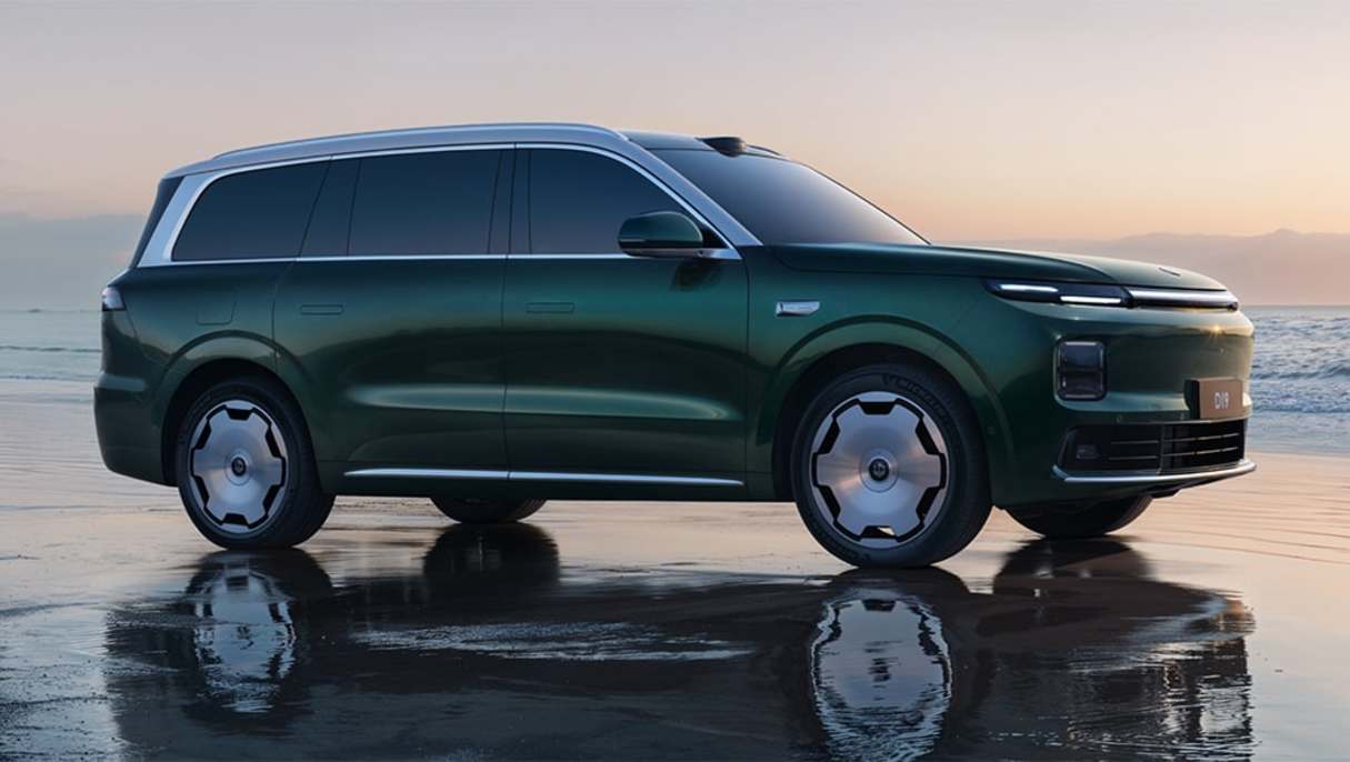 New Chinese EV helps you breathe: 2026 Leapmotor D16 has onboard oxygen generator and over 700km ...