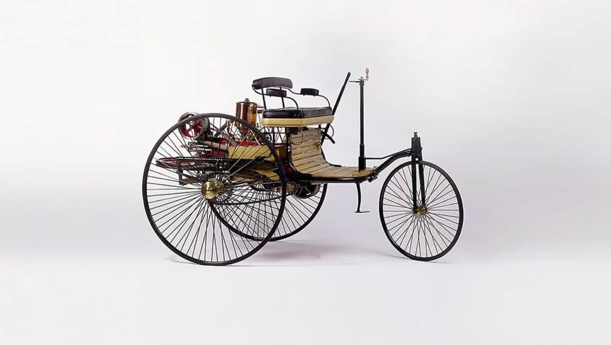 Fastest Road Legal Car - 10 Fastest Vehicles That Are Street Legal ...