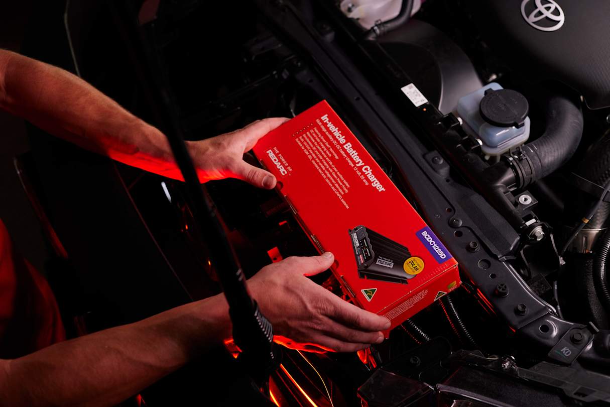 Best DC to DC Charger: The Ultimate Guide to In-Vehicle Battery ...