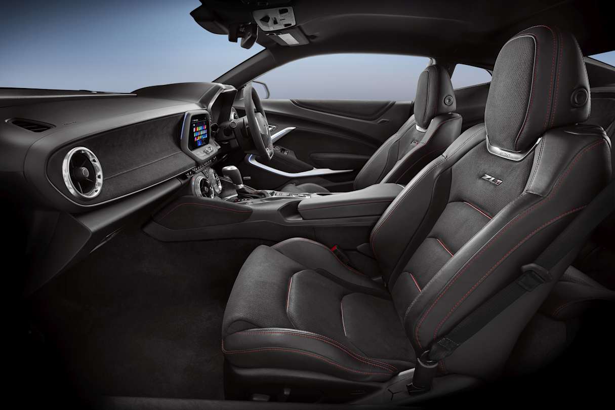 camaro interior space