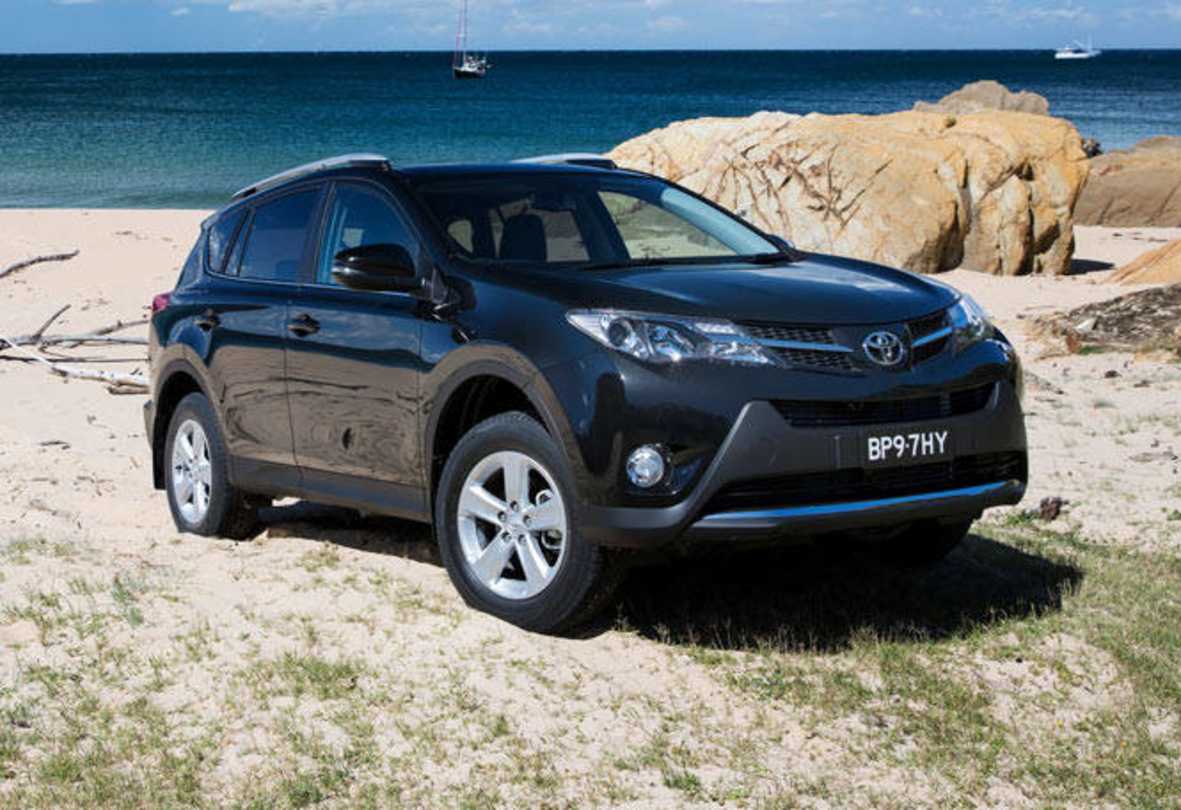 Toyota RAV4 2014 Review | CarsGuide
