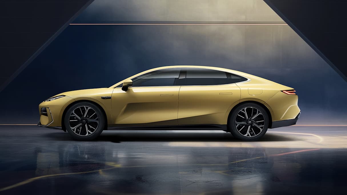 BYD's nightmare? Meet the range of Geely hybrids and electric cars that ...