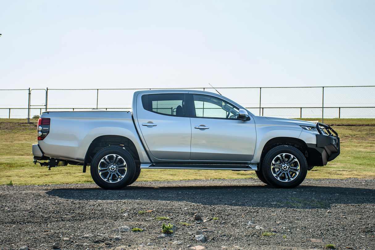 Mitsubishi Triton 2020 review: GLS auto | CarsGuide