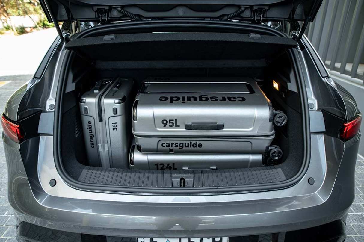 Renault Megane 2025 review: E-Tech Techno EV60 long-term | Part 3 ...