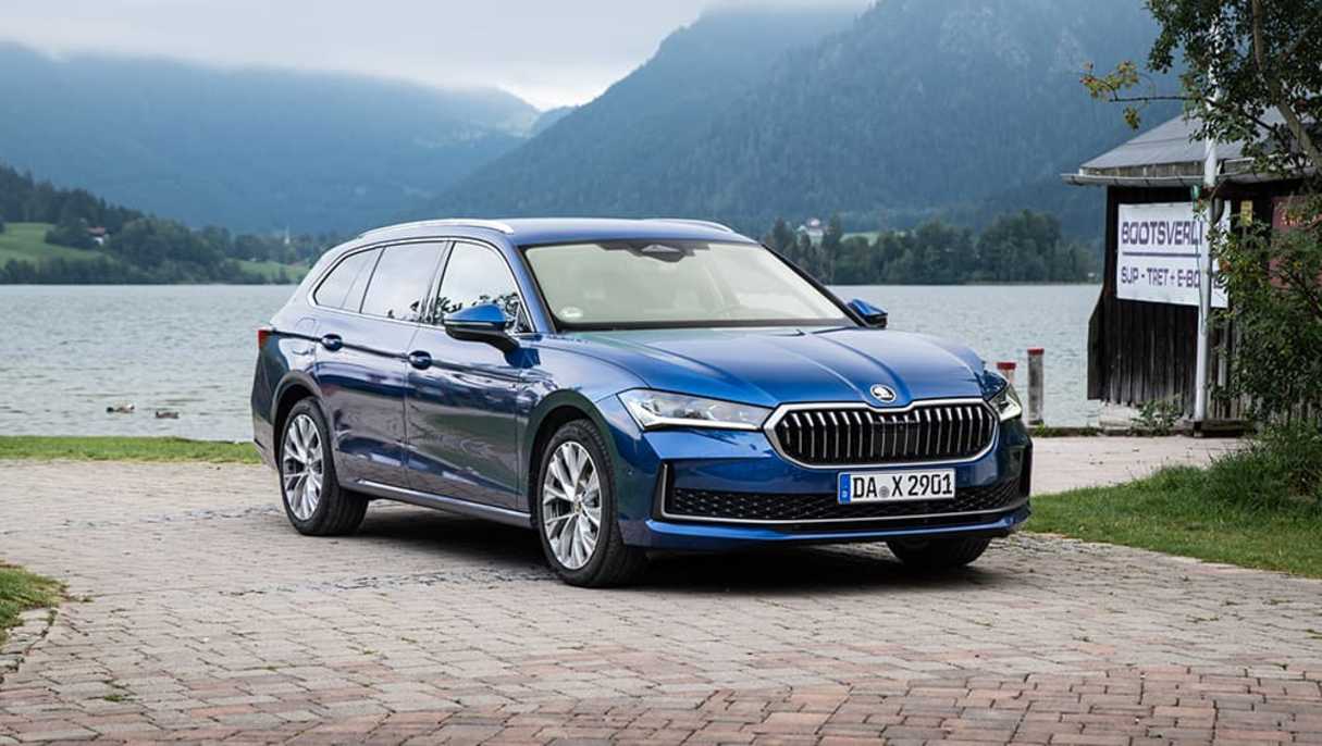 Best Cars for Tall People - Top 5 Cars for Tall Drivers in Australia ...