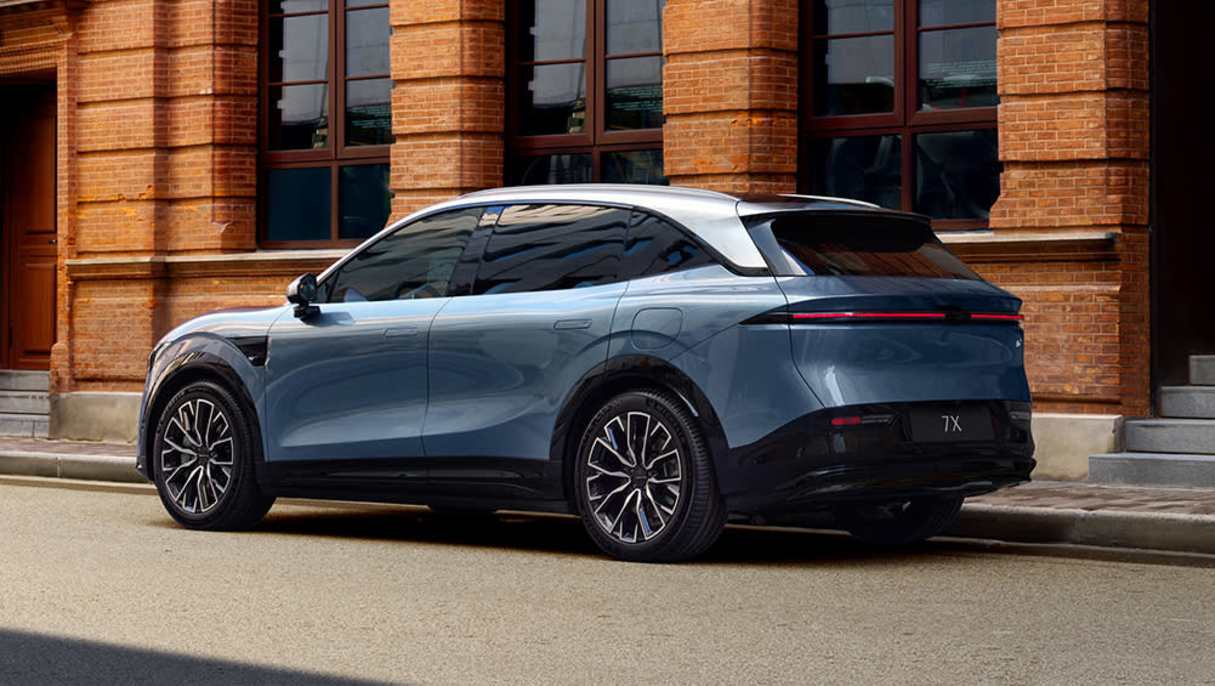 Incredible price: 2026 Zeekr 7X priced in Australia as bargain luxury electric car with over ...
