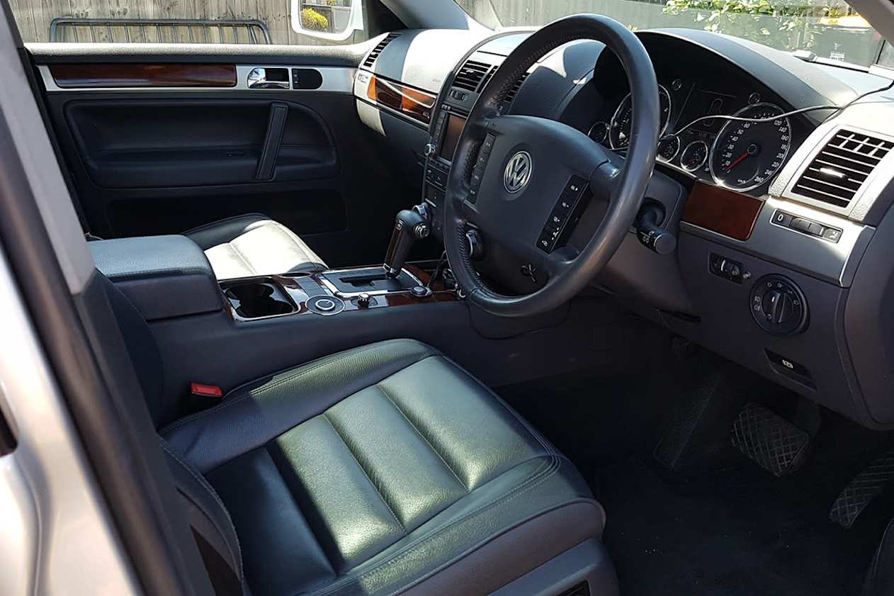 2005 Volkswagen Touareg R5 TDi Luxury review - Long-term owner | CarsGuide