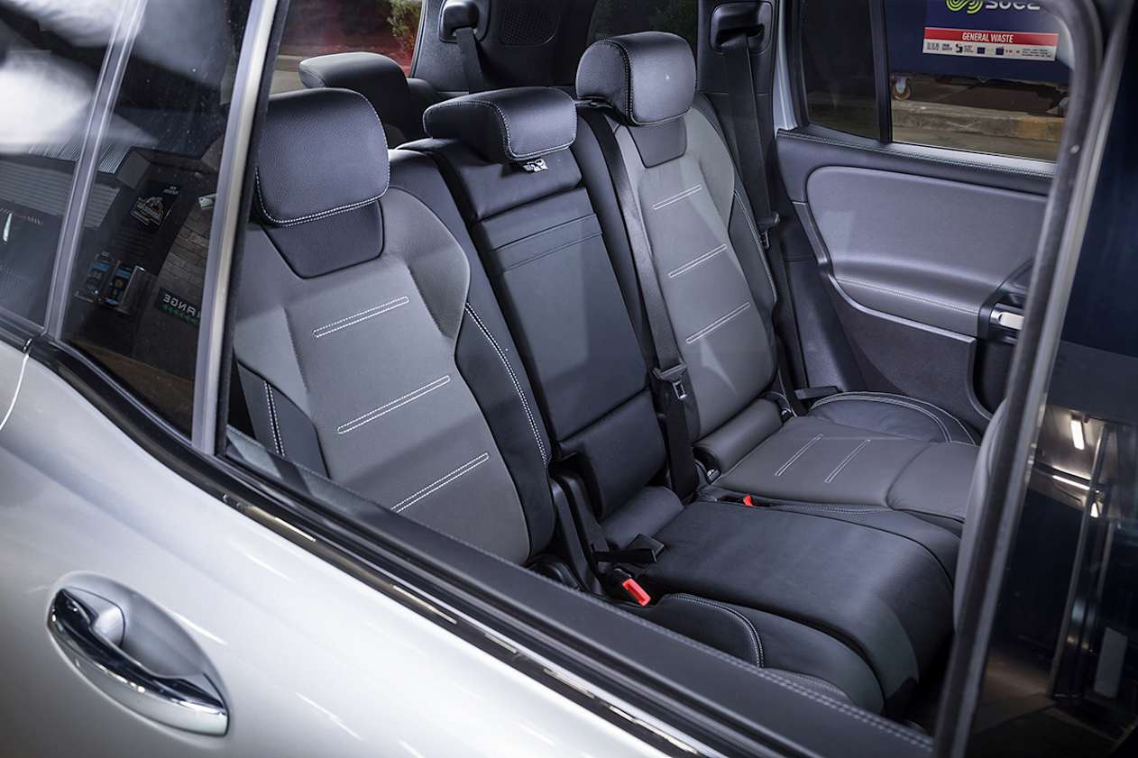 Mercedes-Benz GLB-Class Boot Space, Size, Luggage Capacity & Cargo ...
