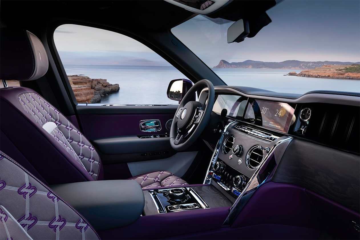 Rolls-Royce Cullinan 2025 | CarsGuide