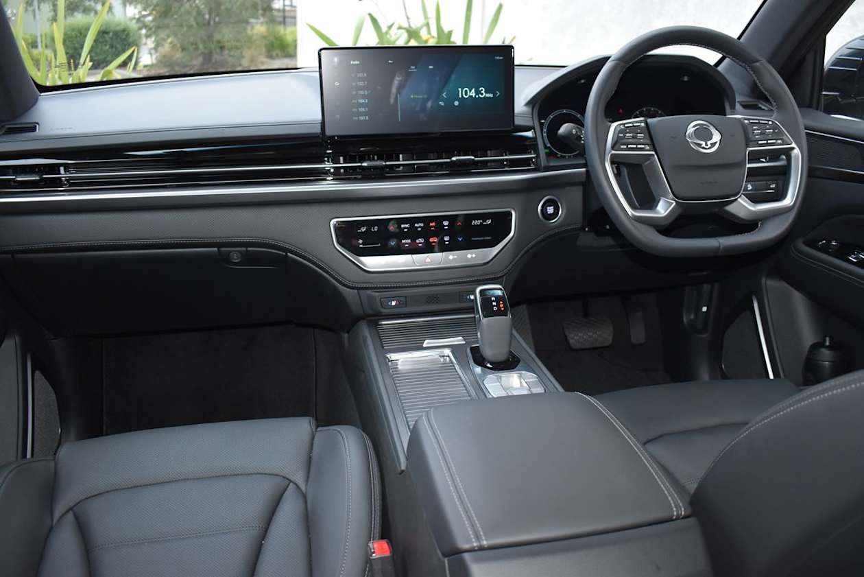 Ssangyong Rexton Engine - Specs & Motor Options | CarsGuide