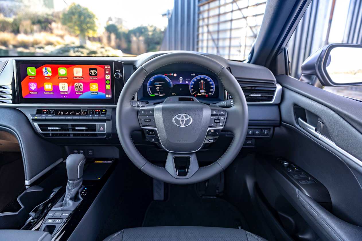 Toyota Camry Range - How Far Can a Toyota Camry Go on One Charge? | CarsGuide