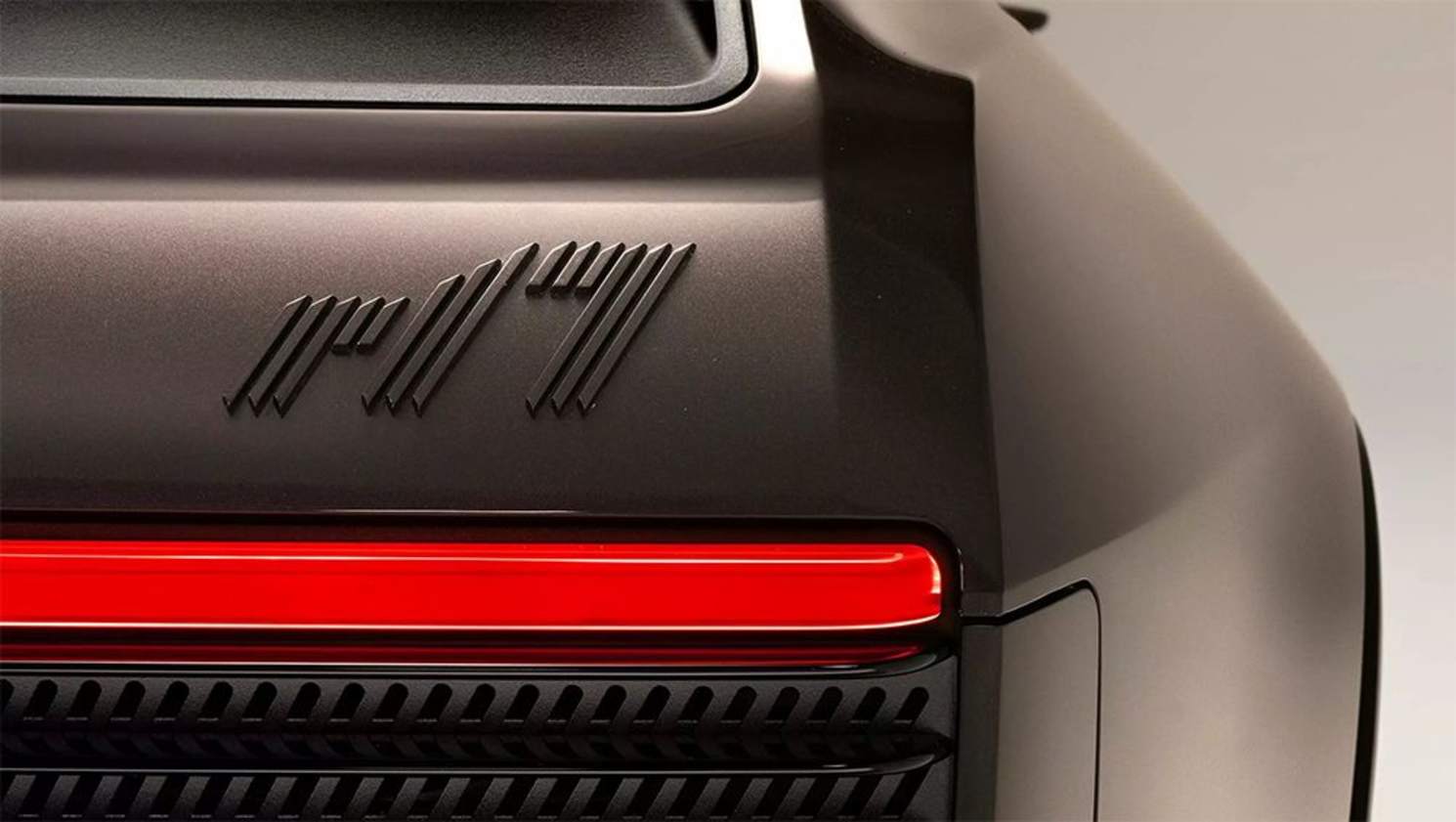 Is this the coolest electric car yet? Renault shows off retro '70s 17 ...