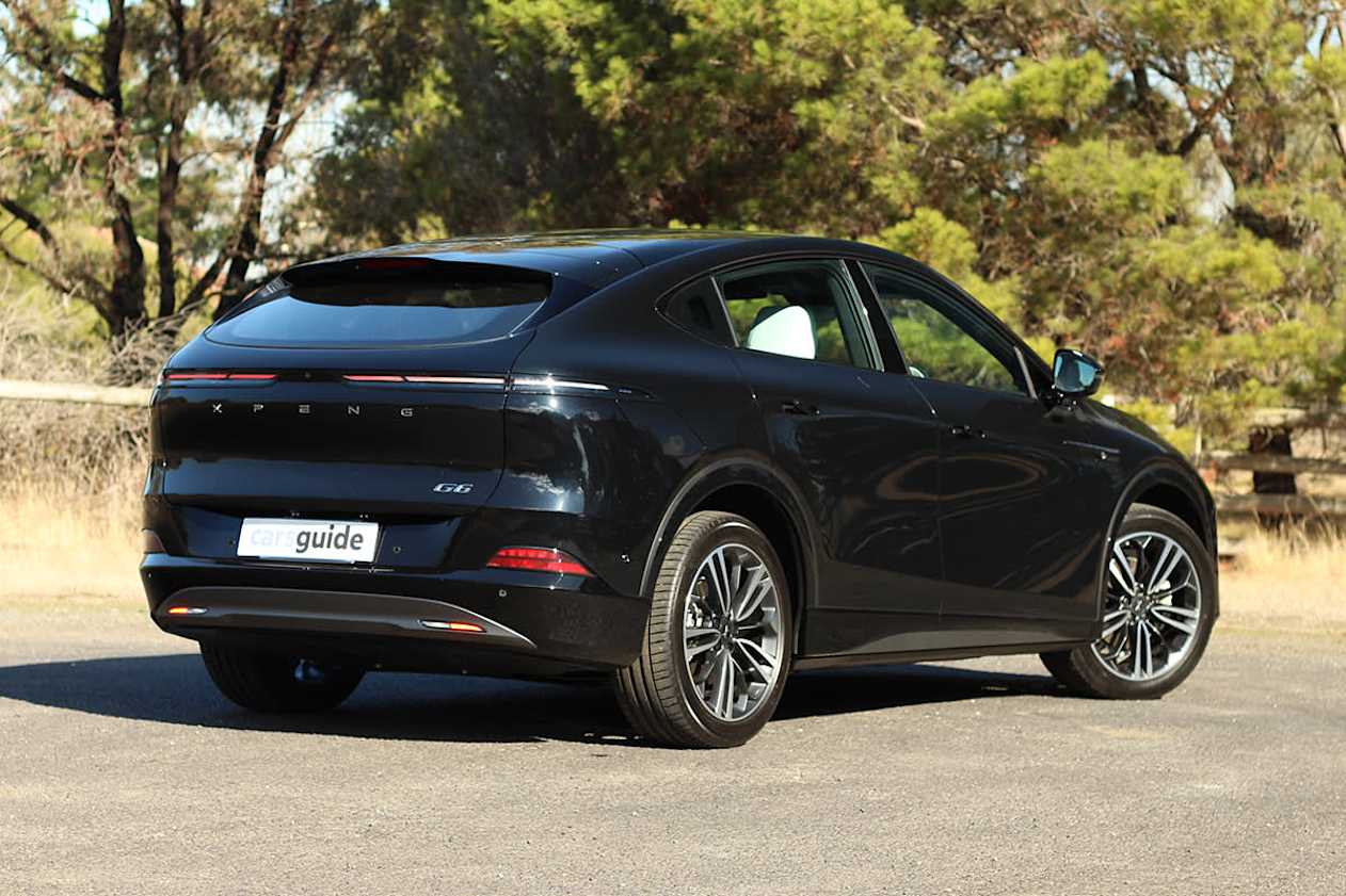 BYD Sealion 7 Premium vs XPeng G6 Standard Range 2025 comparison review ...