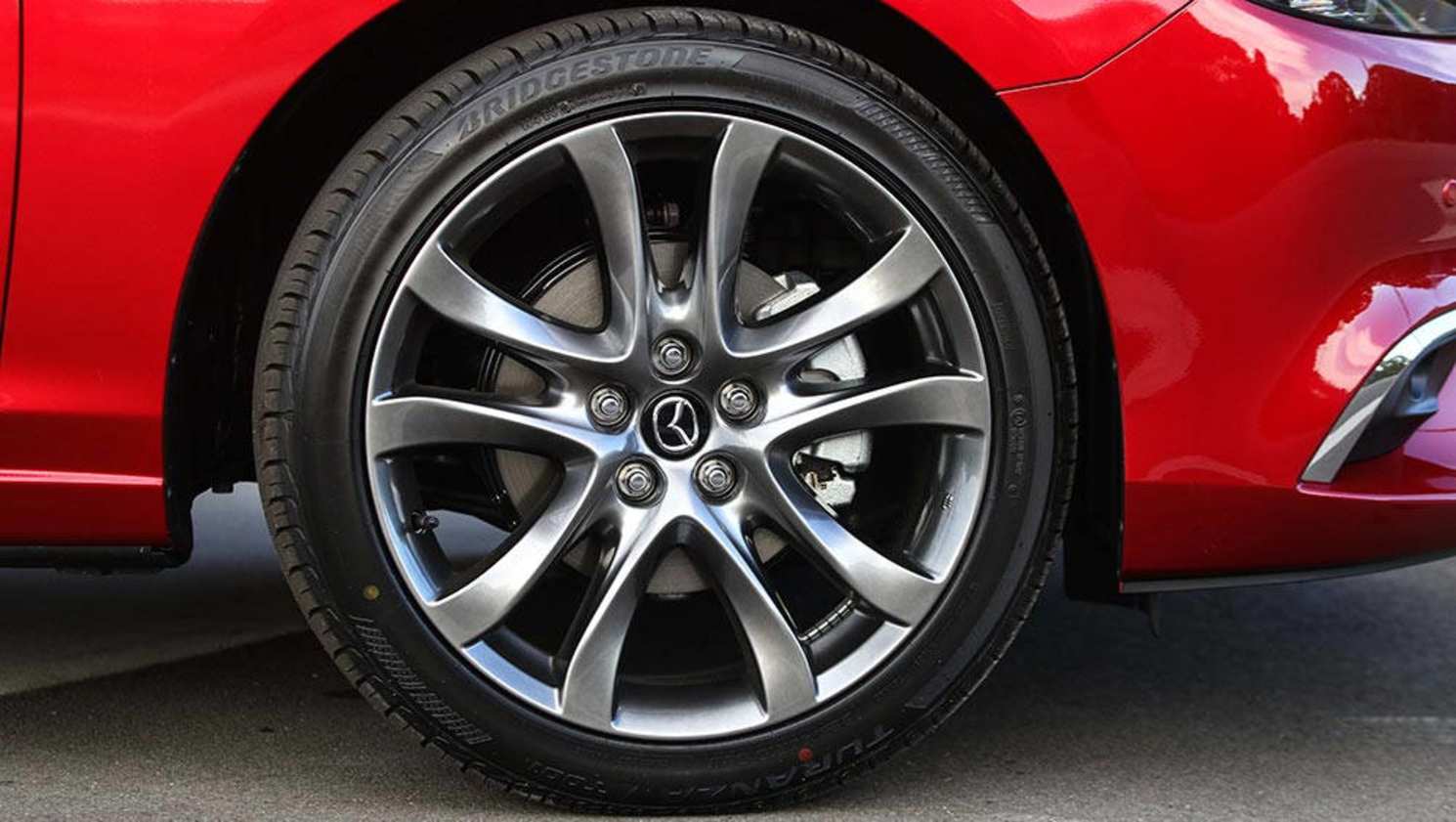 Mazda 6 Atenza sedan 2016 review | CarsGuide