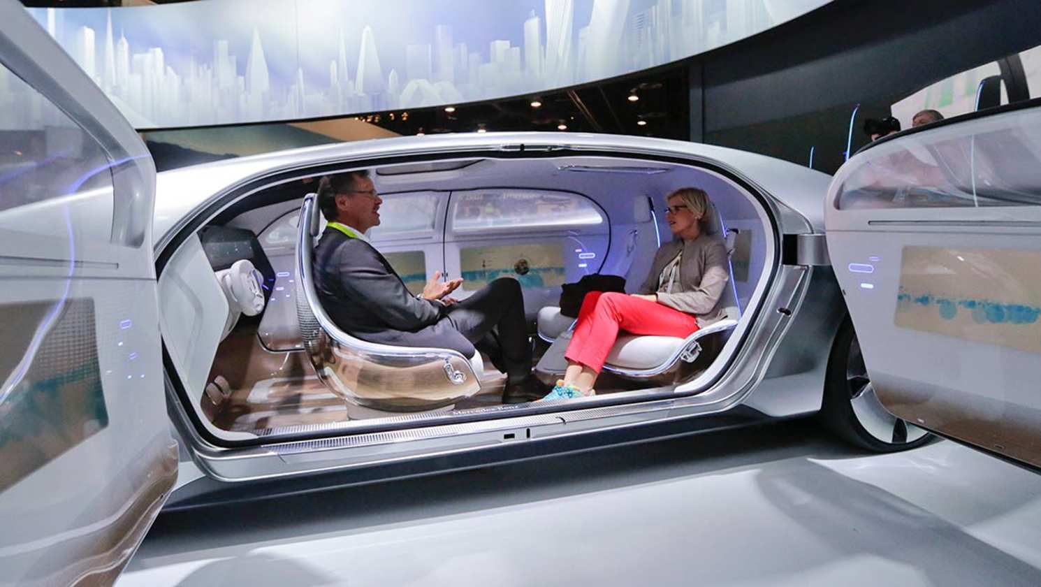 Mercedes demonstrates new autonomous car - Car News | CarsGuide