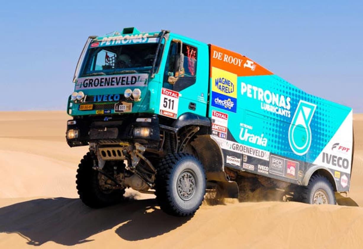 dakar lorry