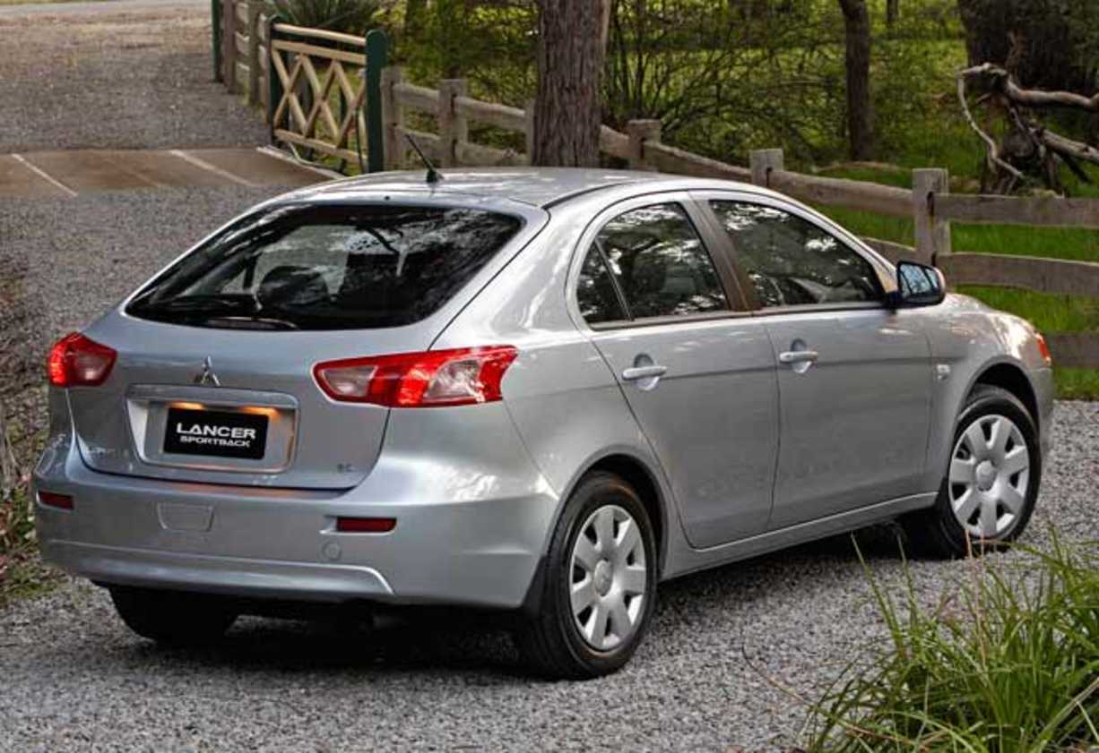 lancer hatchback 2010