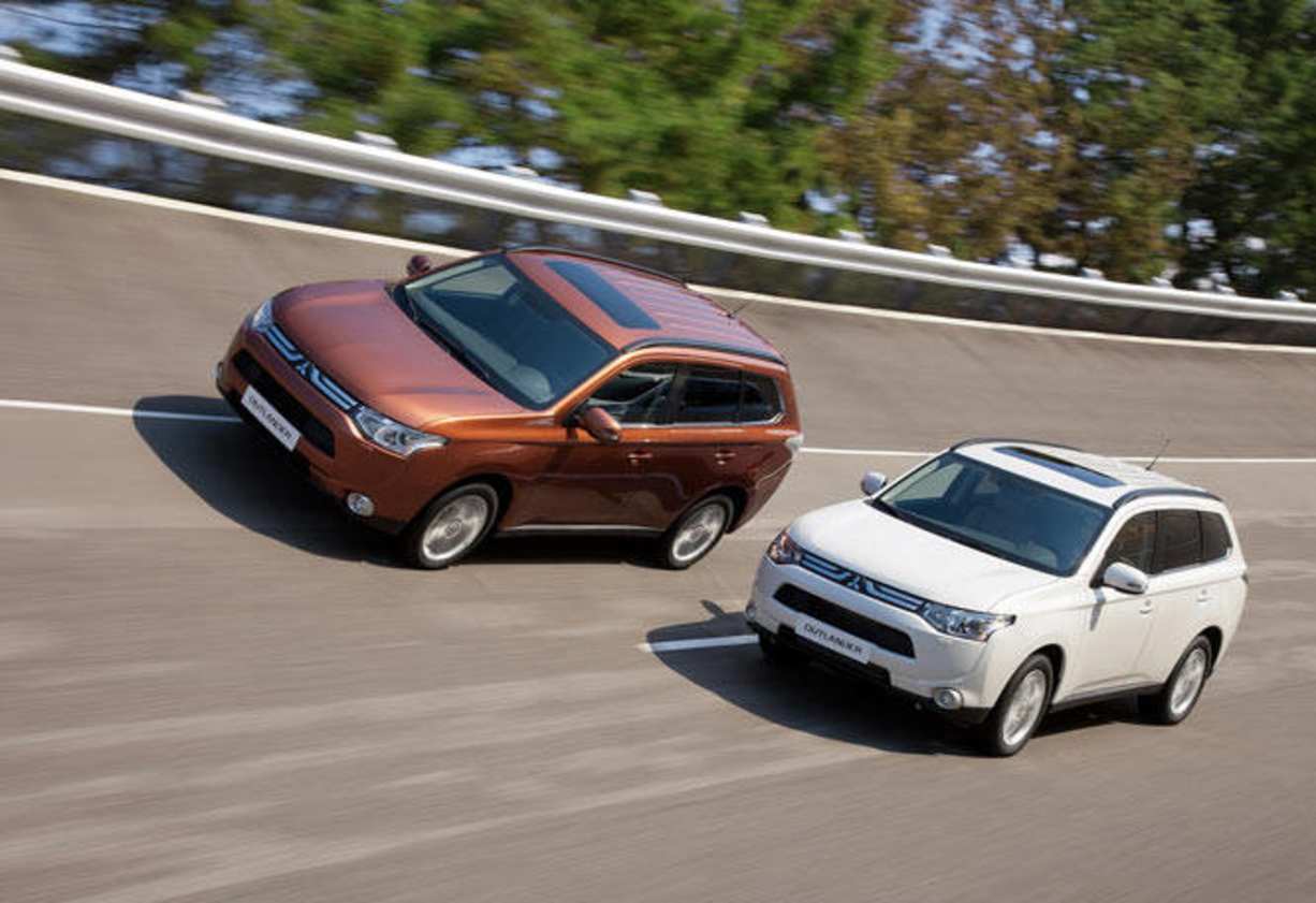 Mitsubishi Outlander 2012 review: road test | CarsGuide