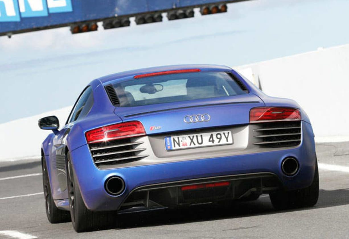 Audi R8 V10 Plus 2013 Review | CarsGuide