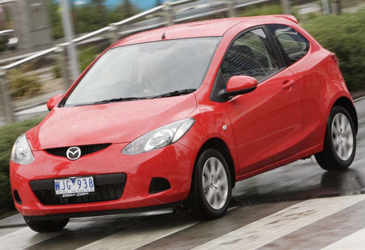 2009 mazda 2
