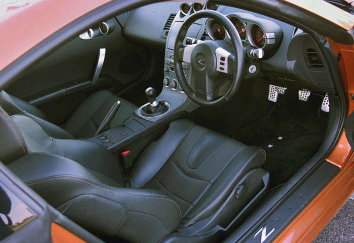 350z interior 2003