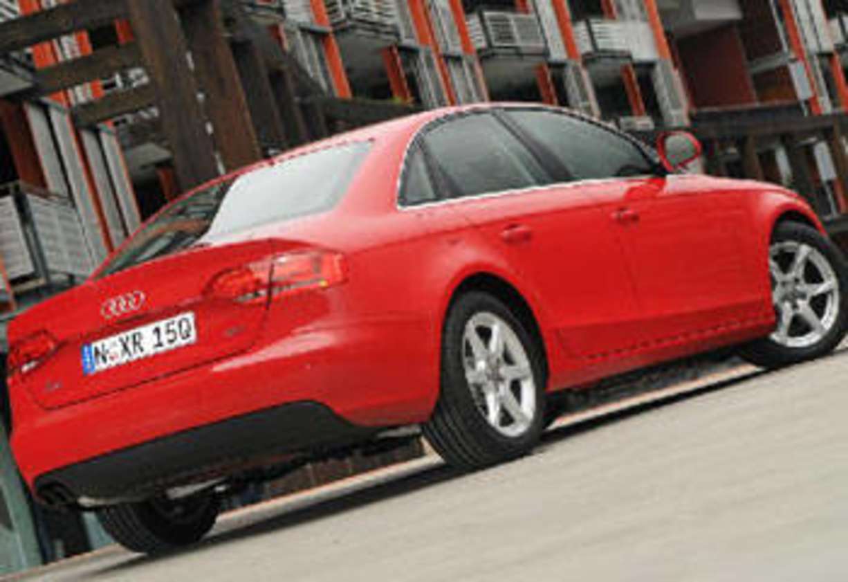 2008 a4 red