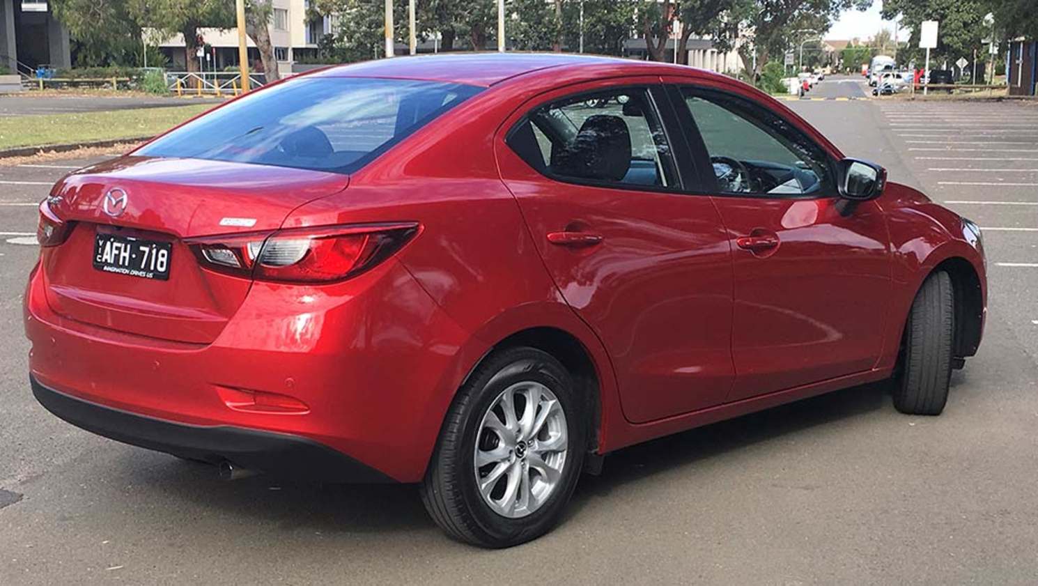 Mazda 2 Maxx sedan auto 2016 review | CarsGuide