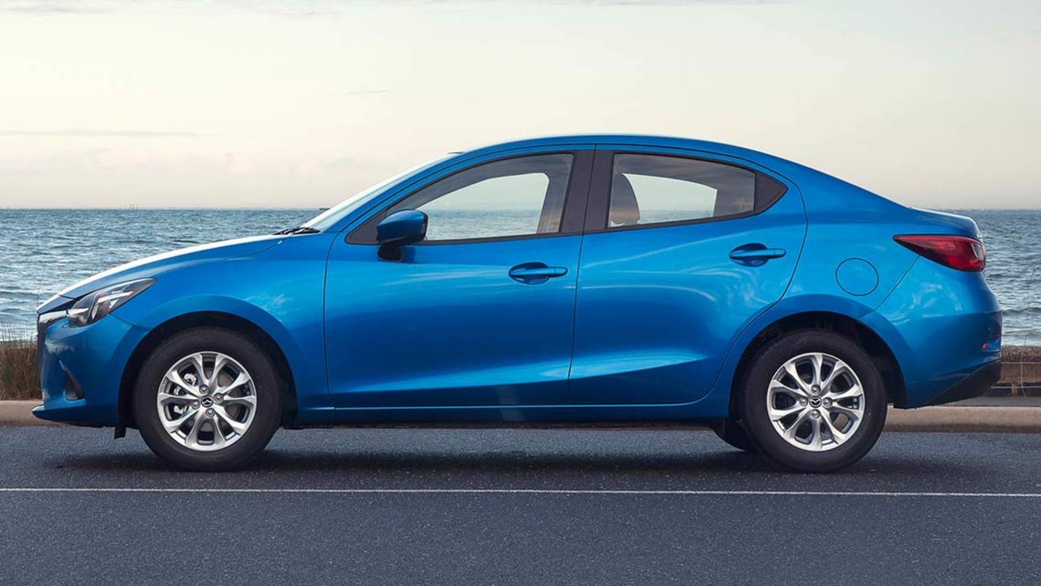 Mazda 2 Maxx sedan auto 2016 review | CarsGuide