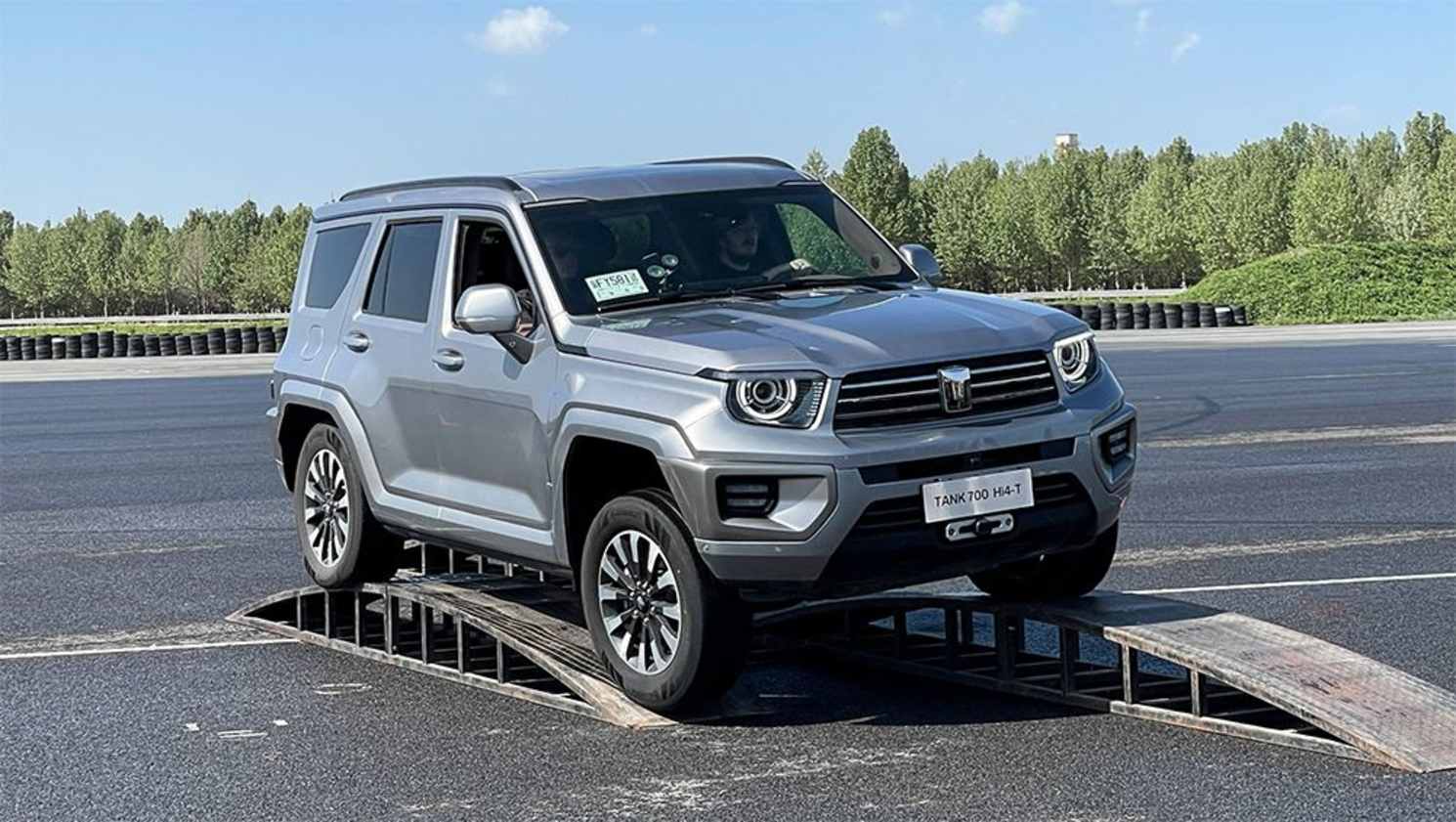 Is GWM ready to sell a $100,000-plus car? 2025 Tank 700 could be the brand's local hybrid off ...