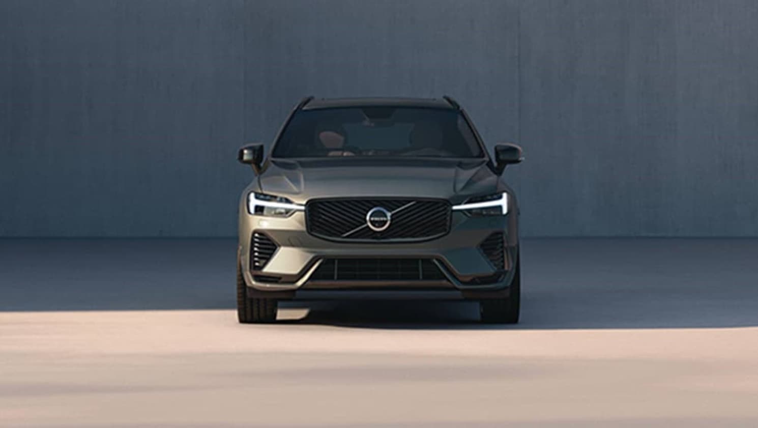 Plug-in hybrid SUV competitor to the Lexus NX, BMW X3 and Audi Q5 ...