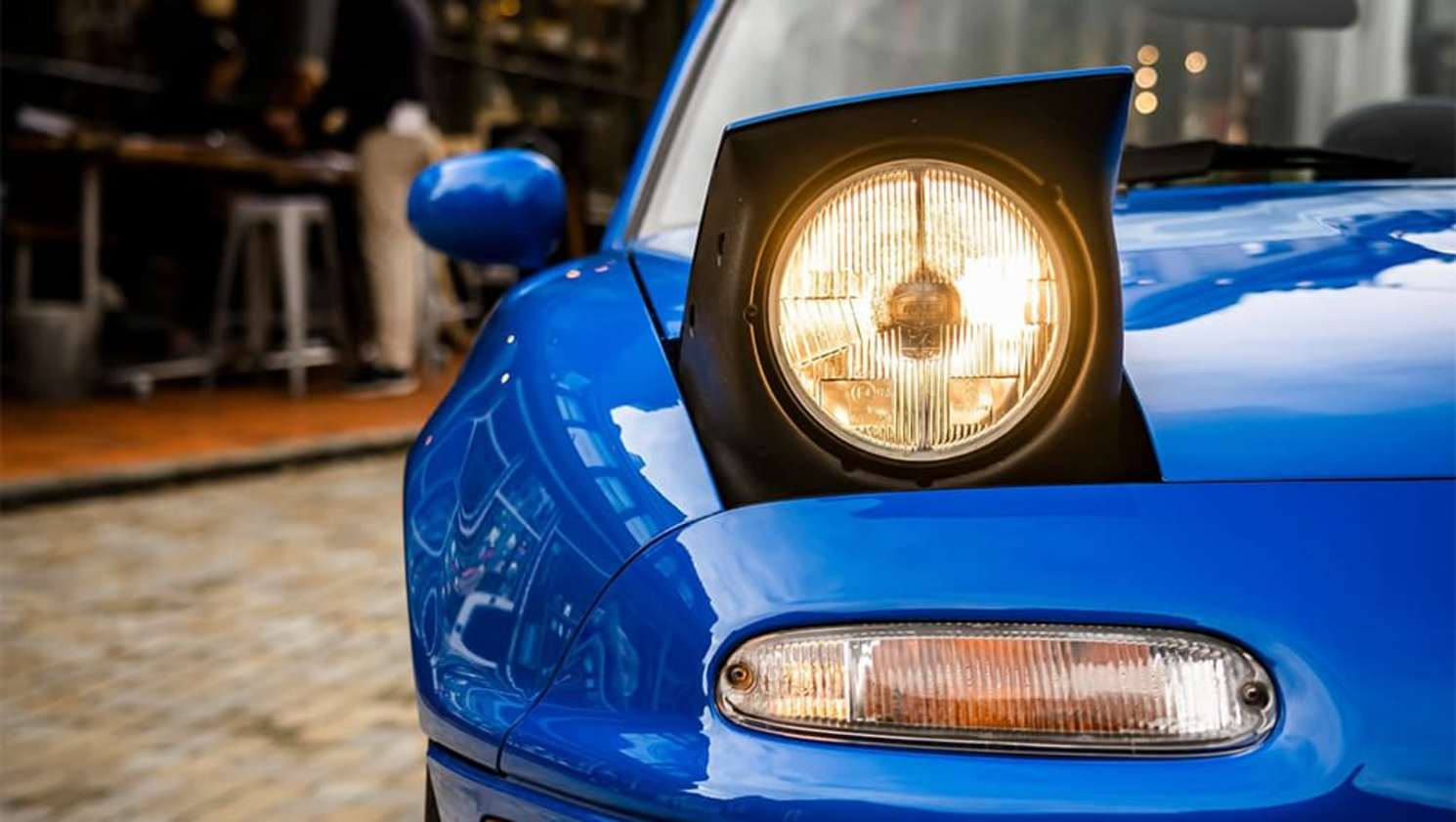 Cars With Pop Up Headlights - Cars with Flip Up Lights | CarsGuide