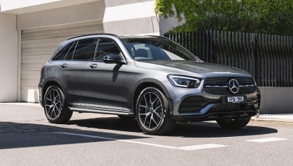 Mercedes-Benz GLC300 Dimensions 2020 - Length, Width, Height, Turning ...