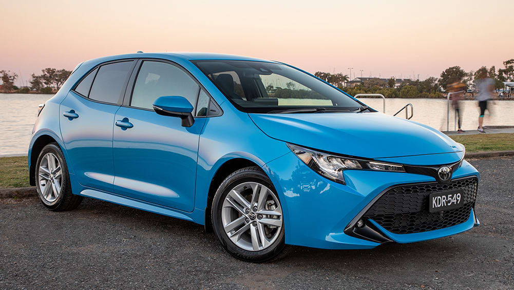 Toyota Corolla SX 2018 review: snapshot | CarsGuide